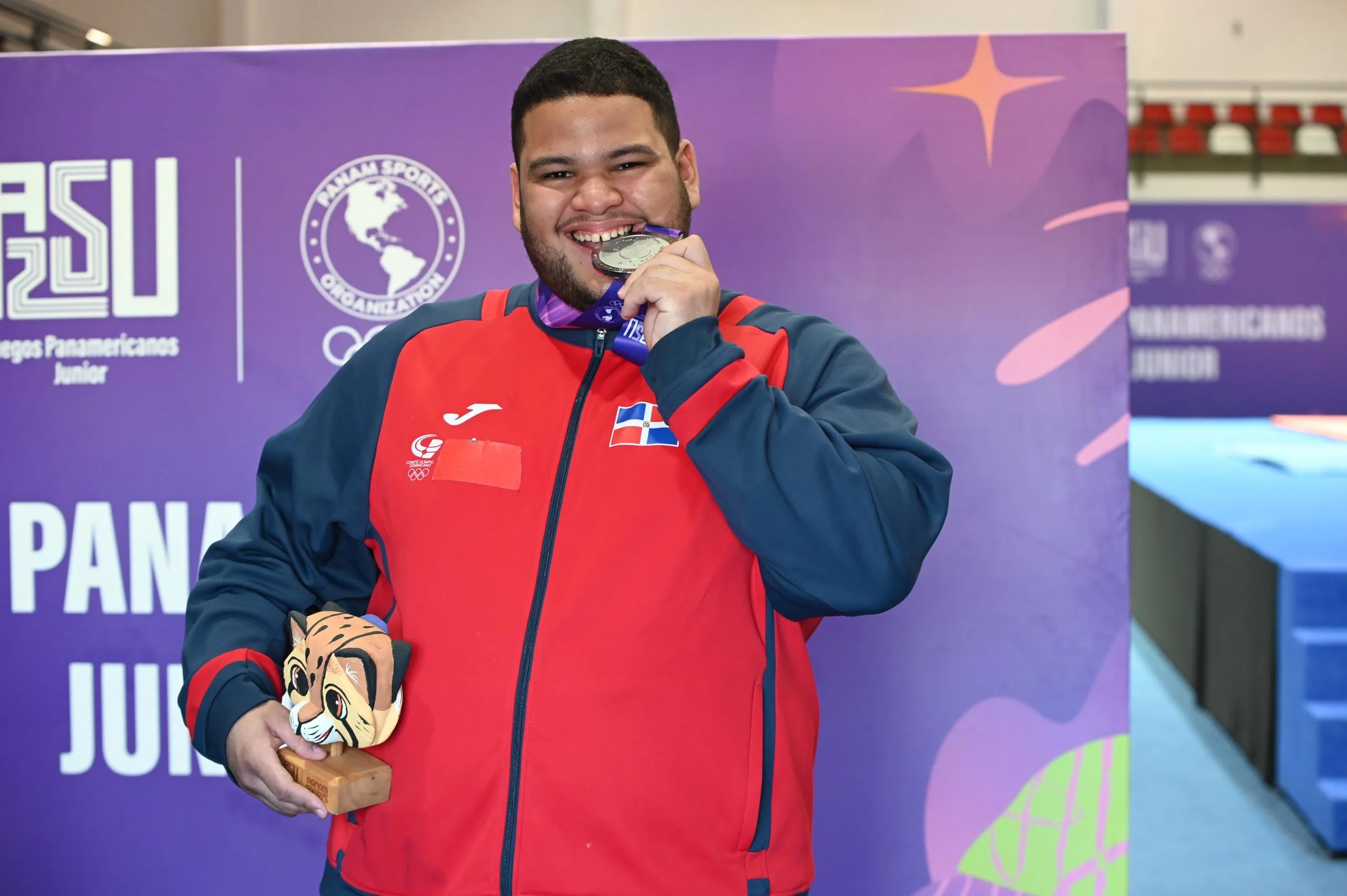 Brache otorga primera medalla a República Dominicana en los II Juegos ...
